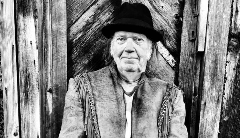 Neil Young & Crazy Horse - Colorado : le retour d'une bande de "vieux ...