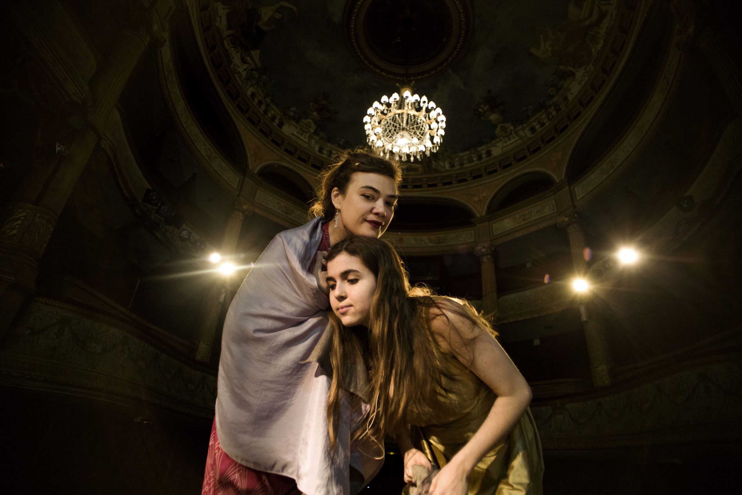 Birds on a Wire - Ramages : l'Art de la reprise - Benzine Magazine