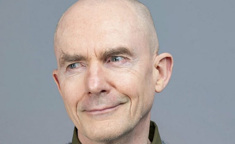 "Ce que faisait ma grand-mère à moitié nue sur le bureau du Général ...