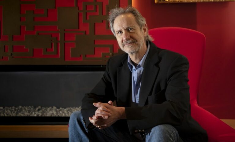 "Une tombe pour deux" de Ron Rash : Vivre, aimer et souffrir - Benzine ...