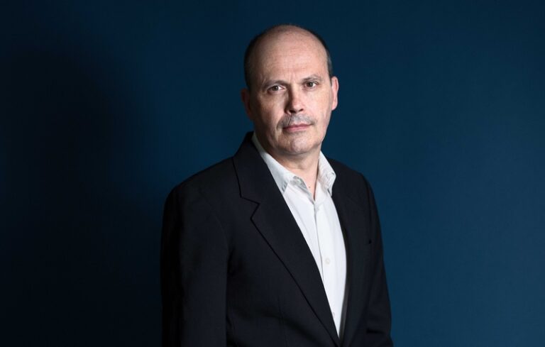 "Requiem pour la dame blanche" : Eric Fouassier sur les traces d'Agatha ...
