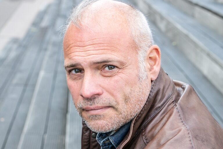 "Le monde est fatigué" de Joseph Incardona : La revanche d’une sirène ...